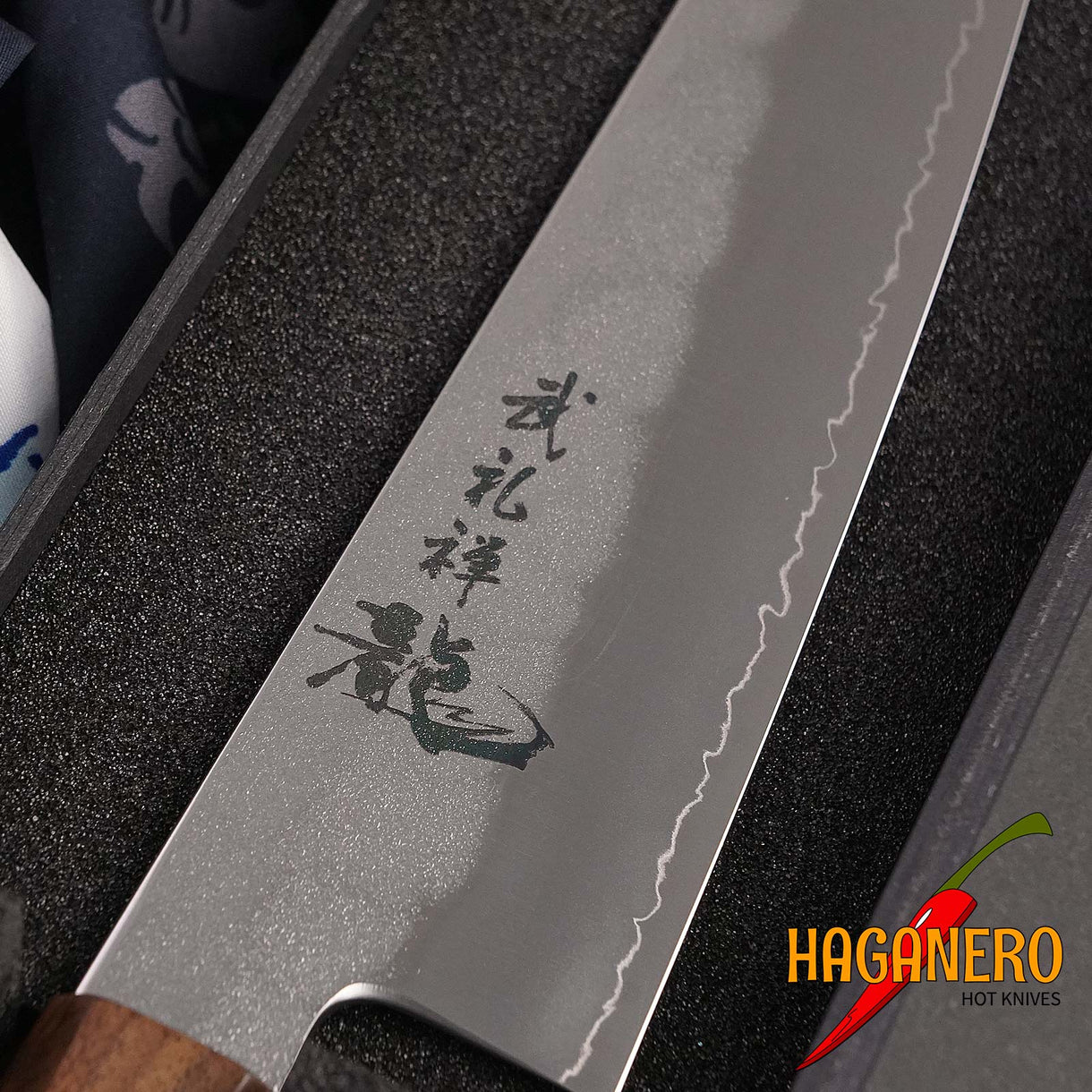 Gyuto Japanese kitchen knife Ryusen Hamono Blazen Wa BZ-405 18cm ...